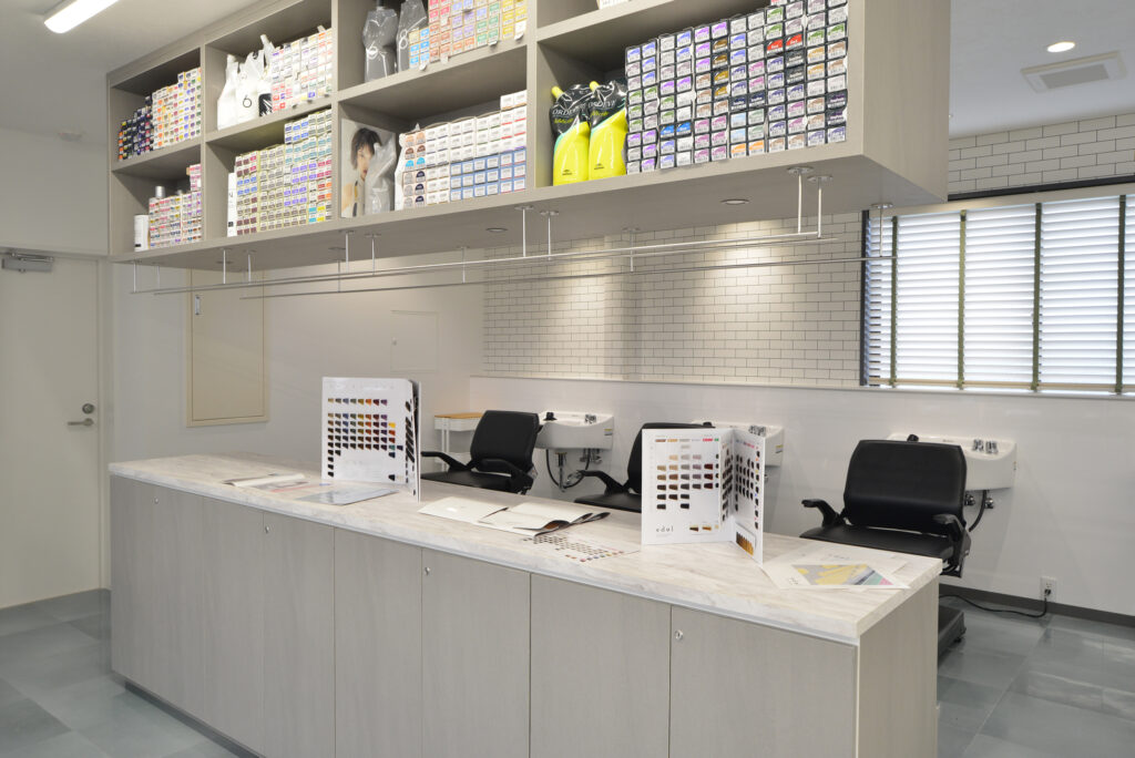 新校舎ツアー Vol.2「バックステージ（二階）」｜ハリビVOICE一覧｜ハリウッドワールド美容専門学校