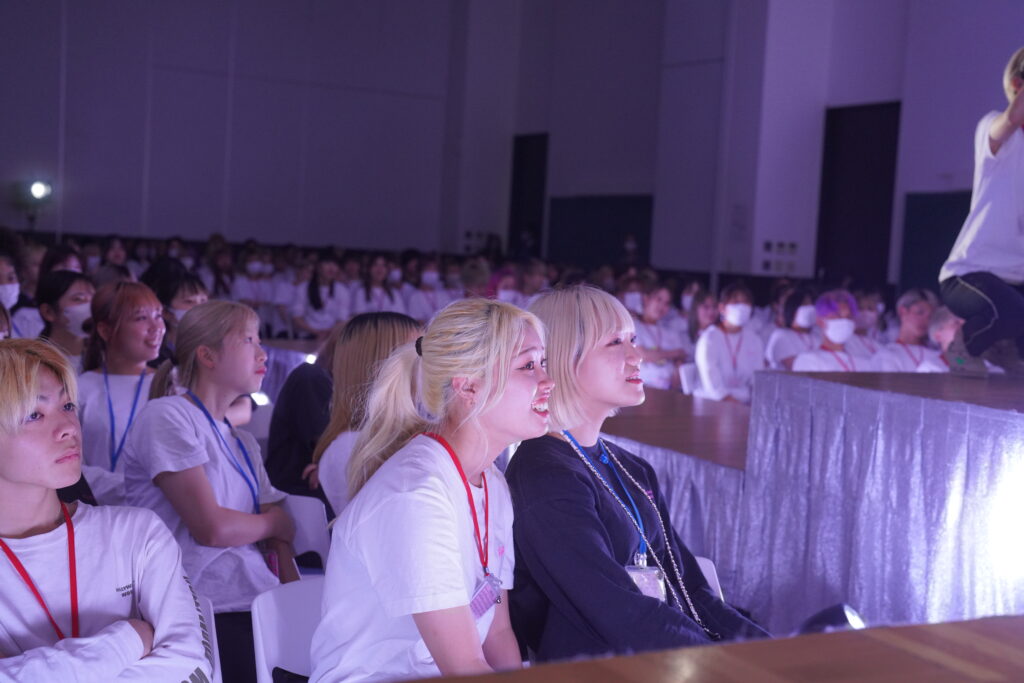 KCヘアーショー開催｜ハリビVOICE一覧｜ハリウッドワールド美容専門学校